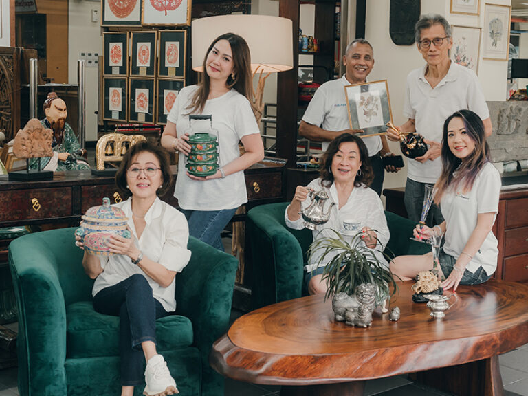 Second-hand and Vintage Clothes and Thrift Stores in Singapore