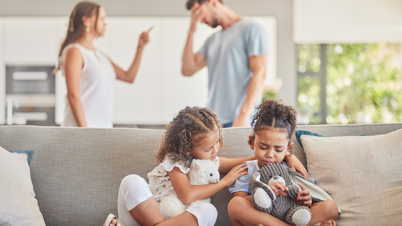 Parenting Singapore - 10 ways kids are affected by tension at home