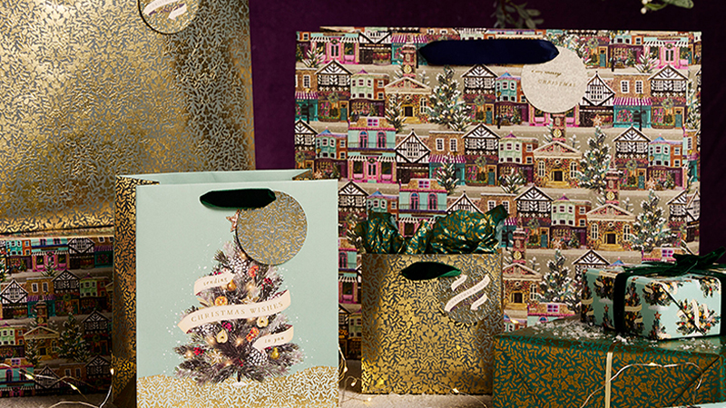 Yusheng Lo Hei Ingredients and What to Say